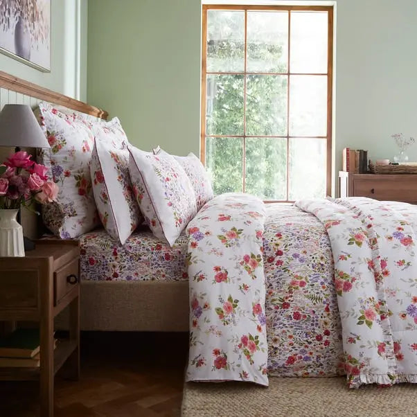 Dorma Modern Ditsy Bedspread – Myza